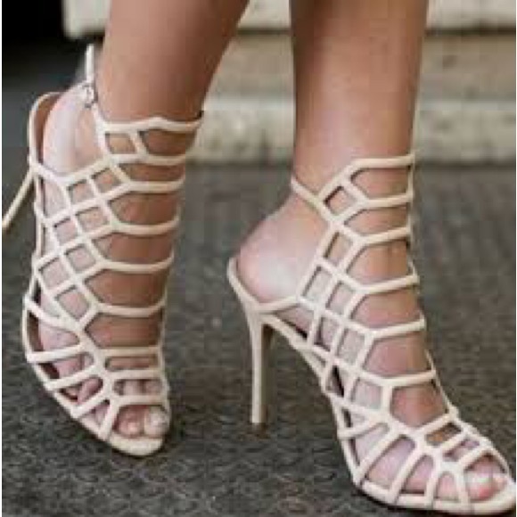 Steve Madden | Shoes | Steve Madden Slithur Nubuck Leather Caged Heels ...
